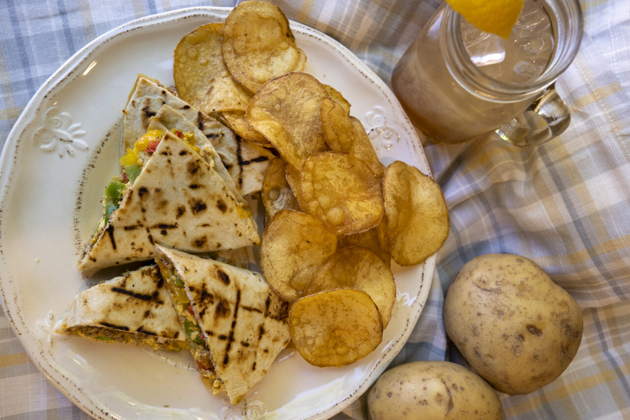 Doug's Diner | Local. Fresh. Original.